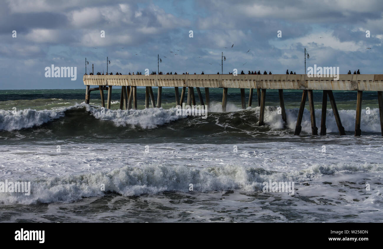 Pacifica pier hi-res stock photography and images - Alamy