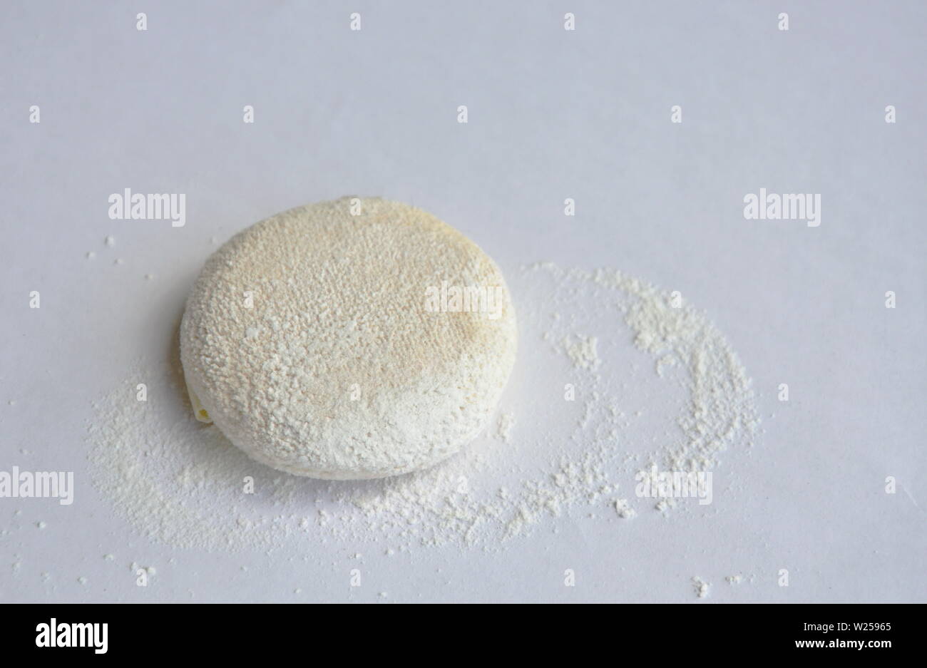 powder puff brush on white background Stock Photo - Alamy