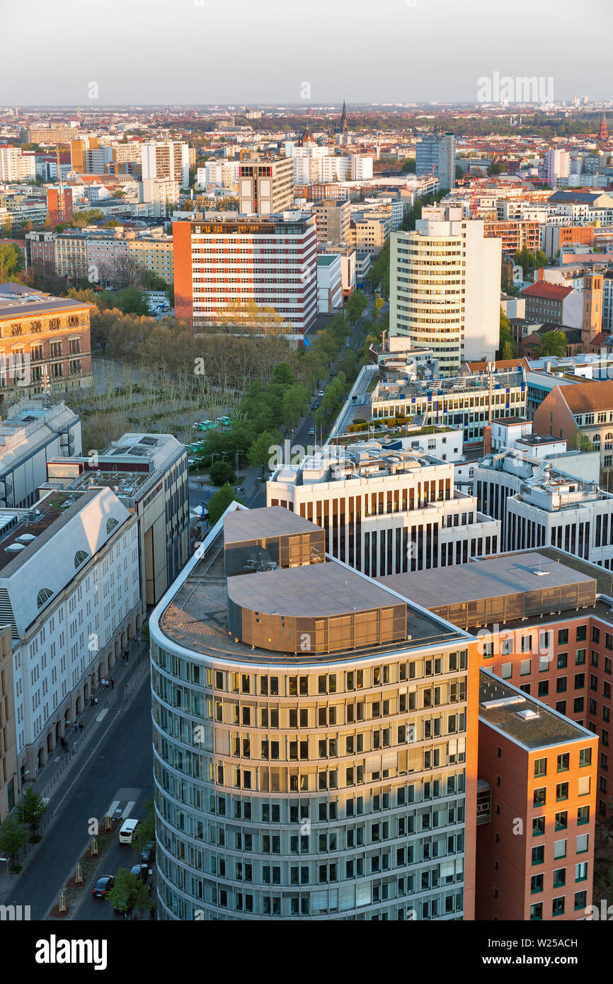 Copy space architecture hi-res stock photography and images - Alamy