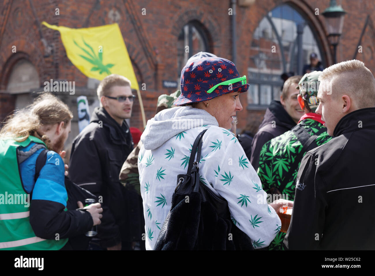 Cannabis legalisation hi-res stock photography and images - Alamy