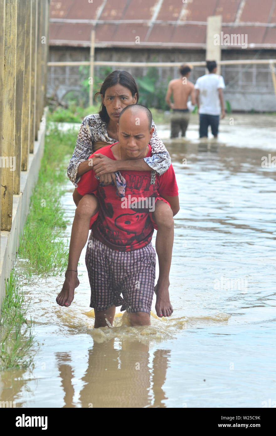 Wade through the water hi-res stock photography and images - Alamy