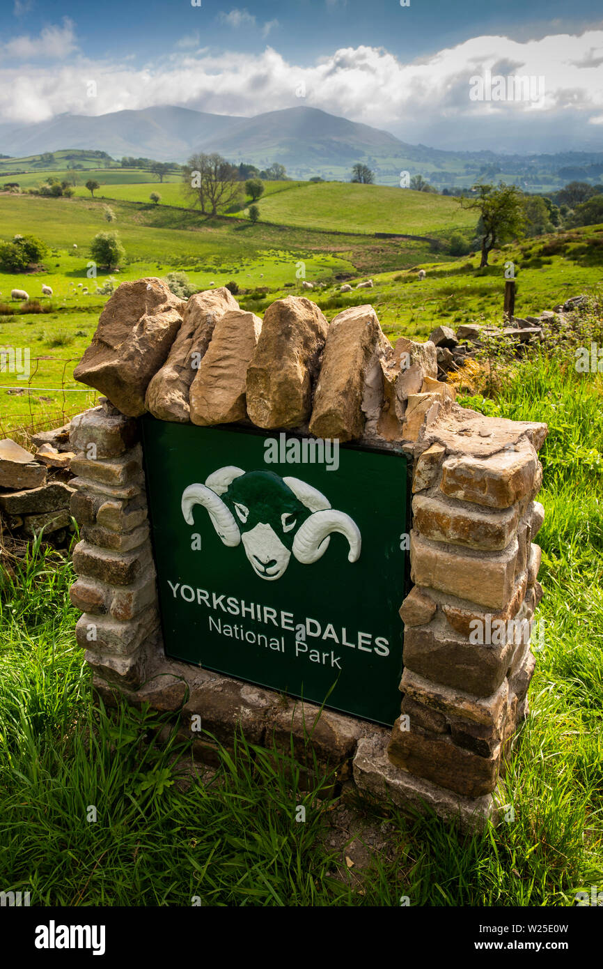 Dales road sign hi-res stock photography and images - Alamy