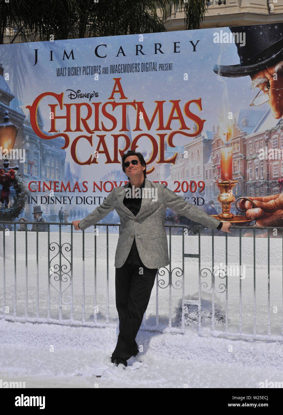 Cannes France May 18 2009 Jim Carrey Promoting His New Movie Disney