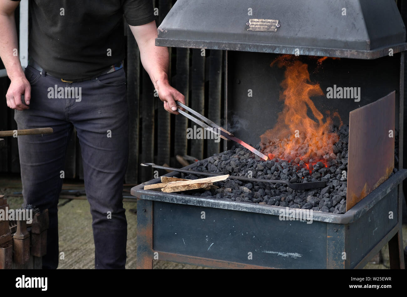 Smith Tong High Resolution Stock Photography and Images - Alamy