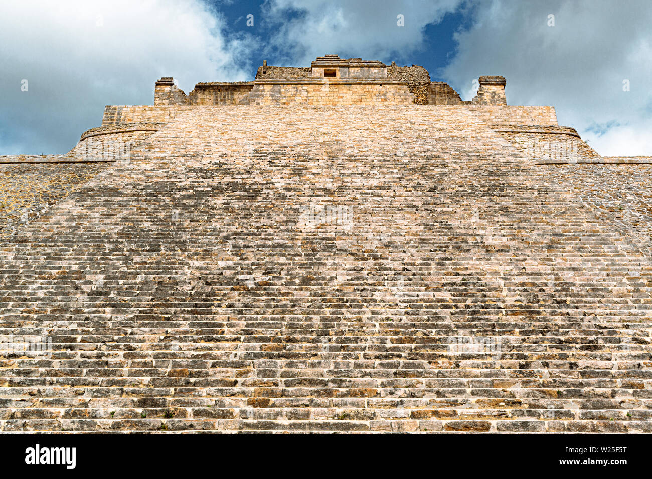 Pyramid of the Magician, Uxmal, Mexico Stock Photo - Alamy