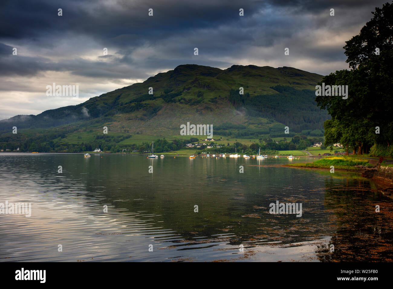 Lochgoilhead hi-res stock photography and images - Alamy