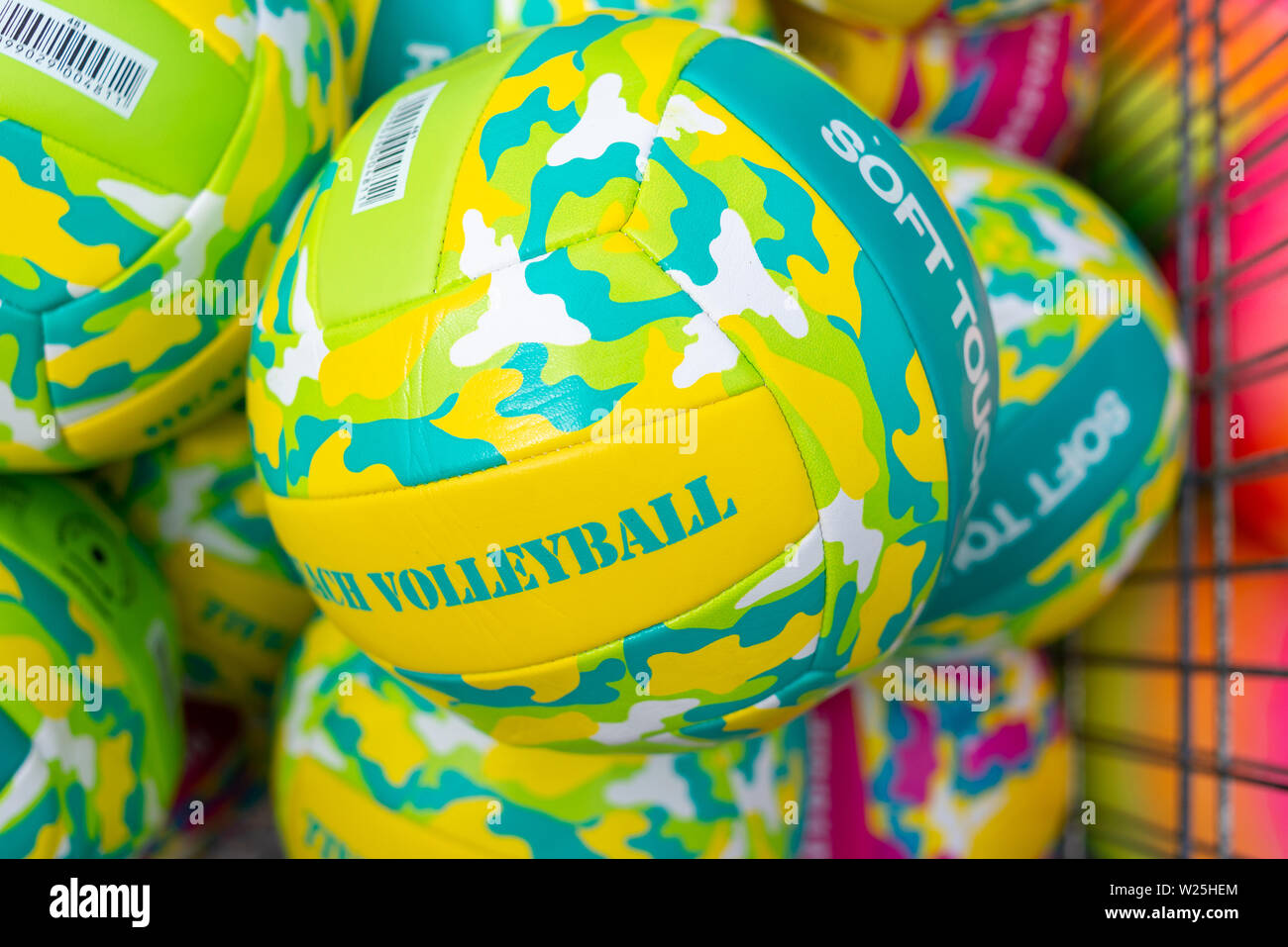 Green volleyball hi-res stock photography and images - Alamy
