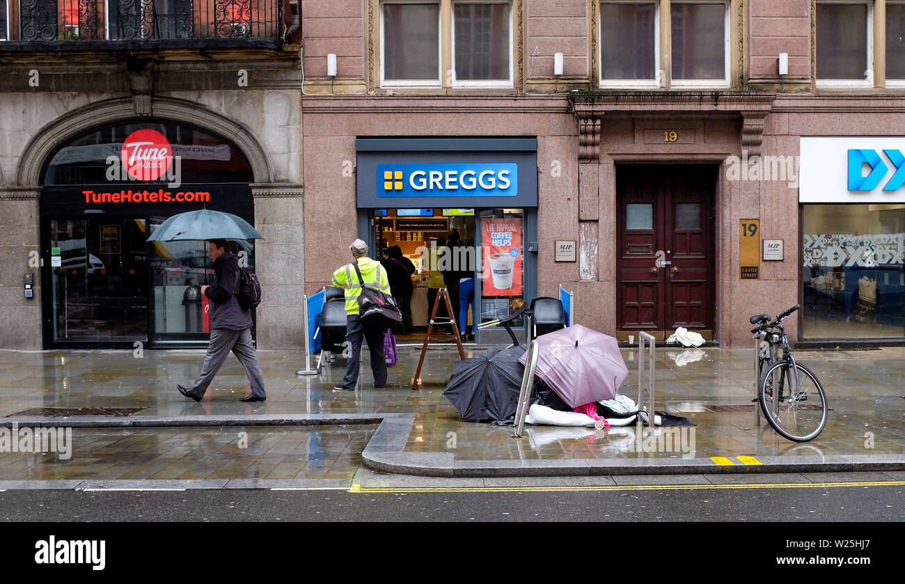Homeless liverpool hi-res stock photography and images - Alamy