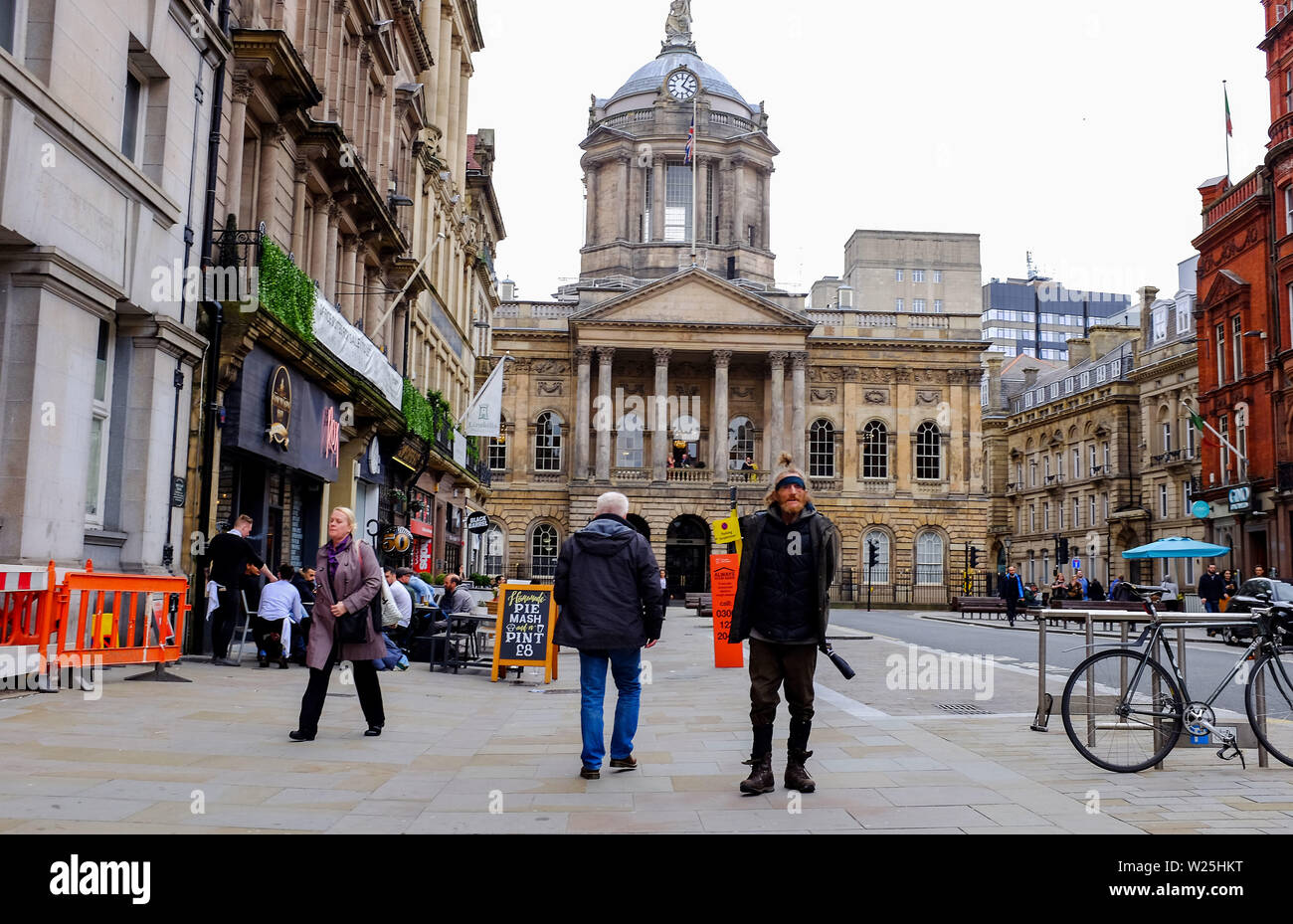 Liverpool streets hi-res stock photography and images - Alamy