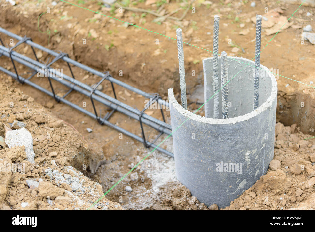 steel rod for Pour the beam of building Stock Photo - Alamy