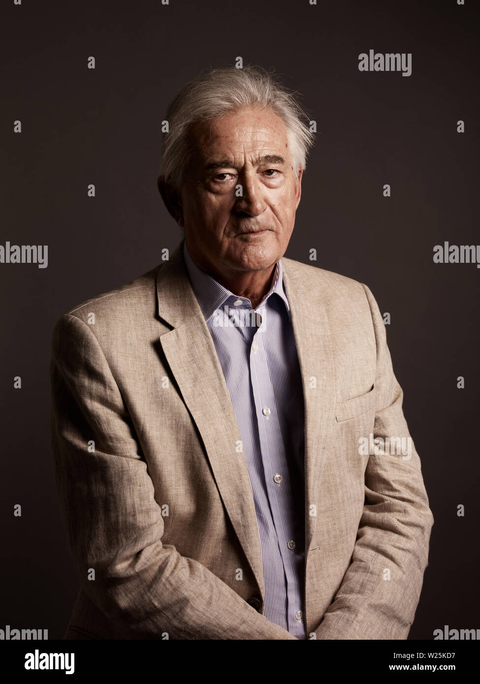 Antony beevor portrait hi-res stock photography and images - Alamy