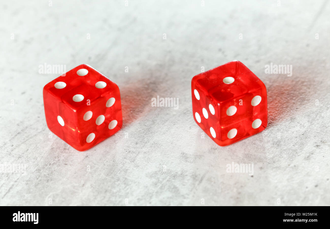 White dice showing number one hi-res stock photography and images - Alamy