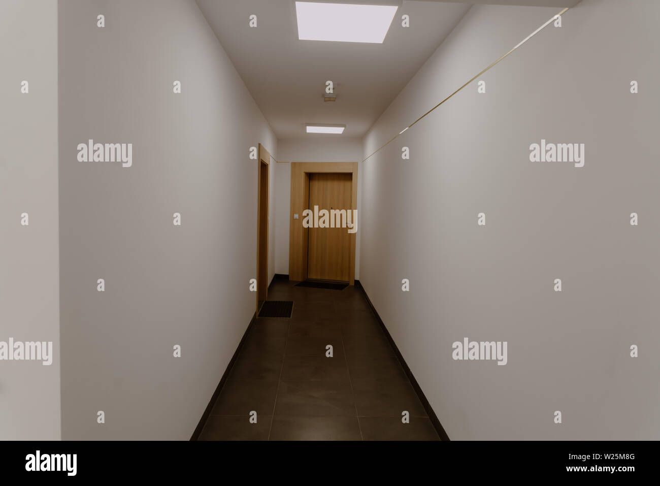 corridor in the building Stock Photo - Alamy