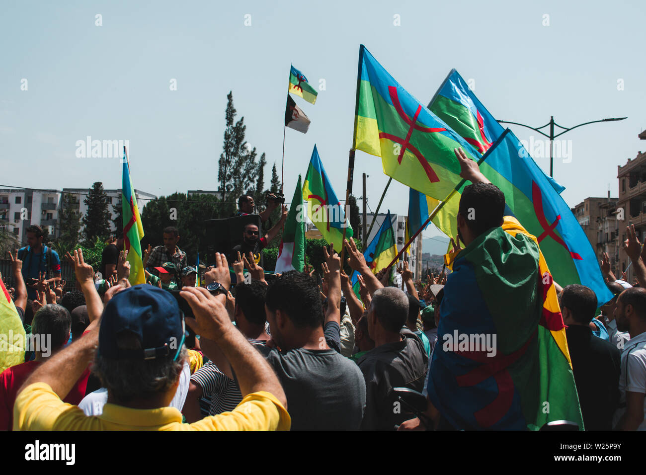 Kabyle flag hi-res stock photography and images - Alamy