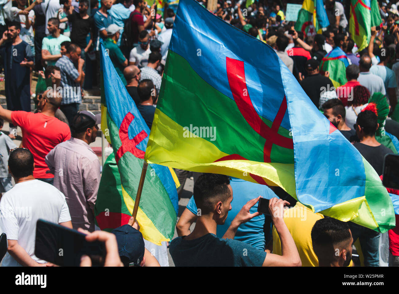 Kabyle flag hi-res stock photography and images - Alamy