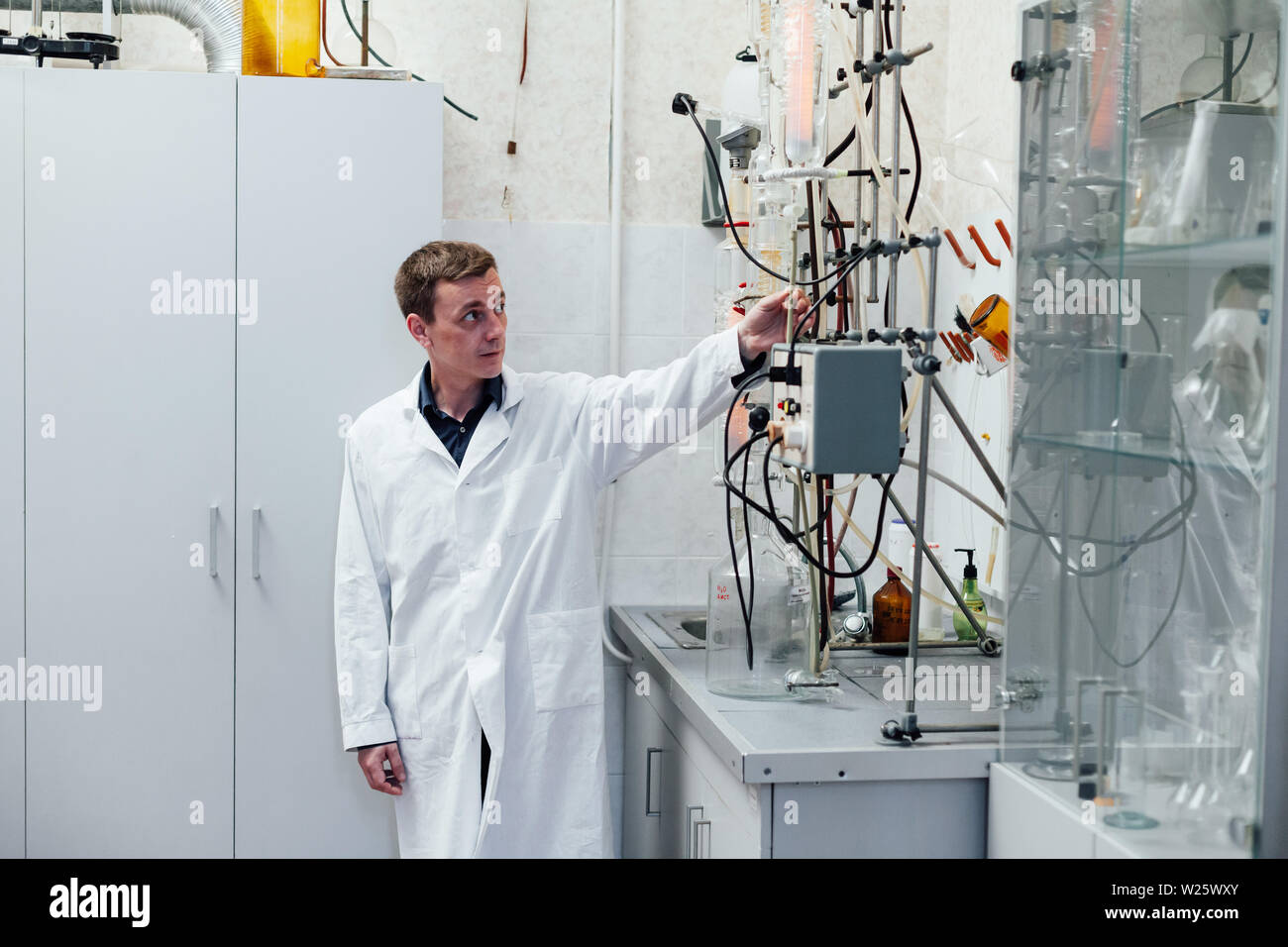 scientist conducts chemical experiments in the laboratory Stock Photo ...