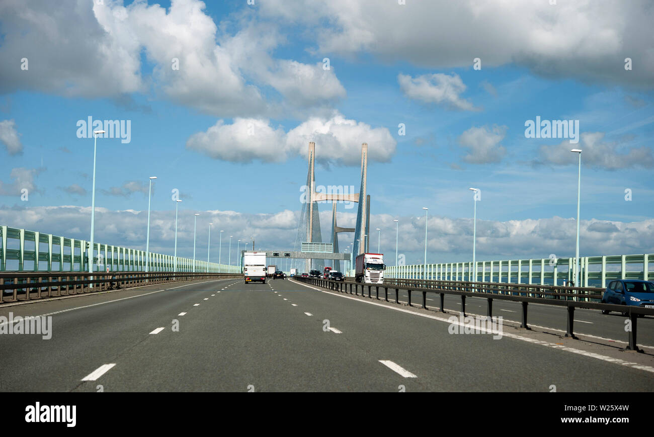 Motorway lane markings hi-res stock photography and images - Alamy