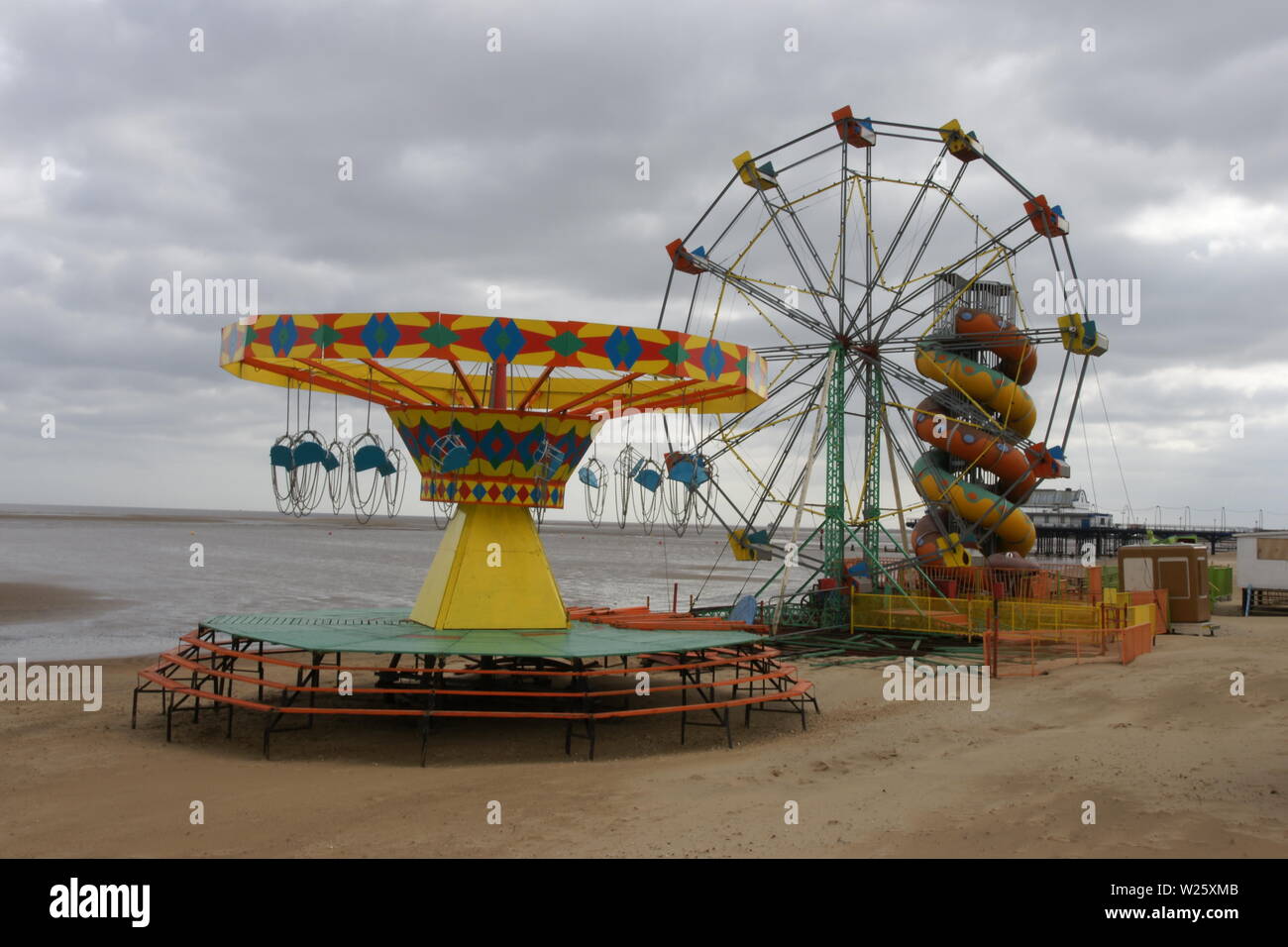 Planter beach hi-res stock photography and images - Alamy