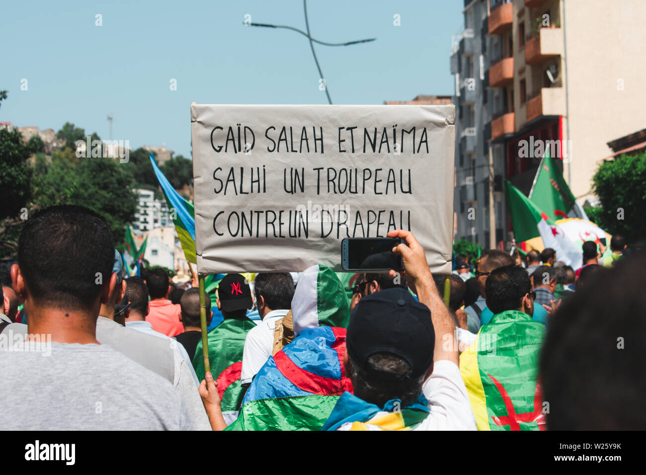 Kabyle flag hi-res stock photography and images - Alamy