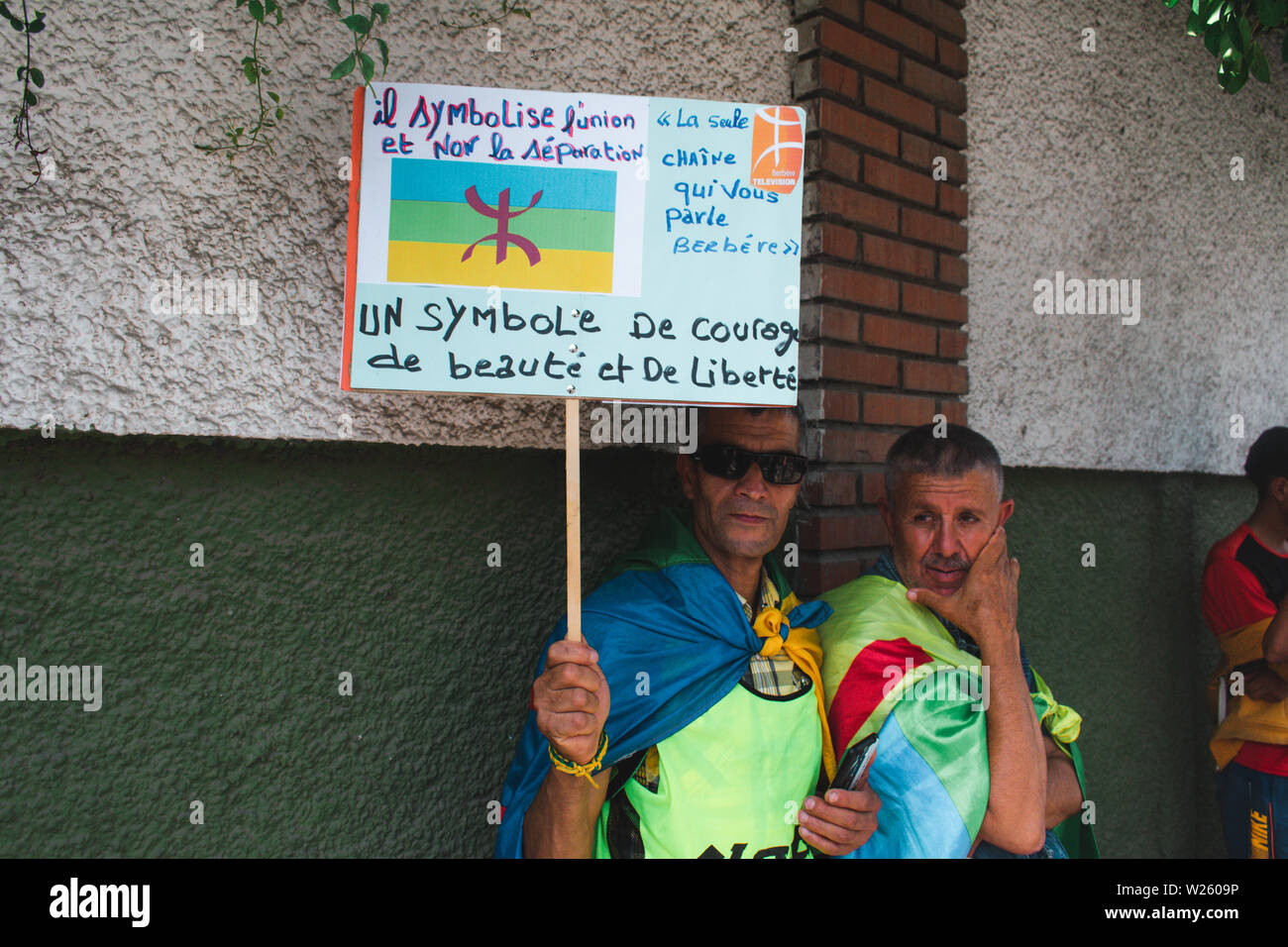 Kabyle flag hi-res stock photography and images - Alamy