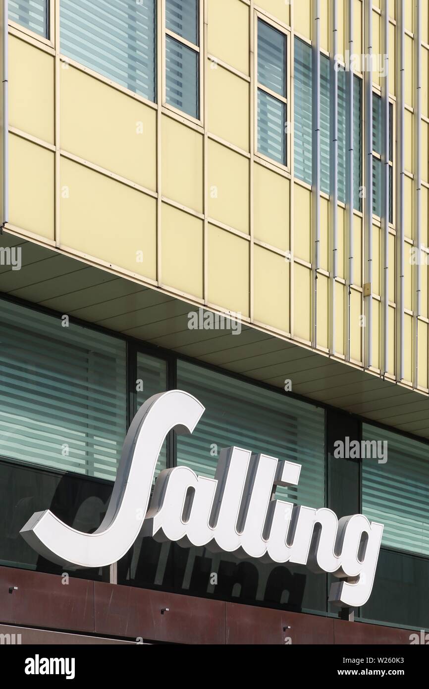 Salling logo hi-res stock photography and images - Alamy