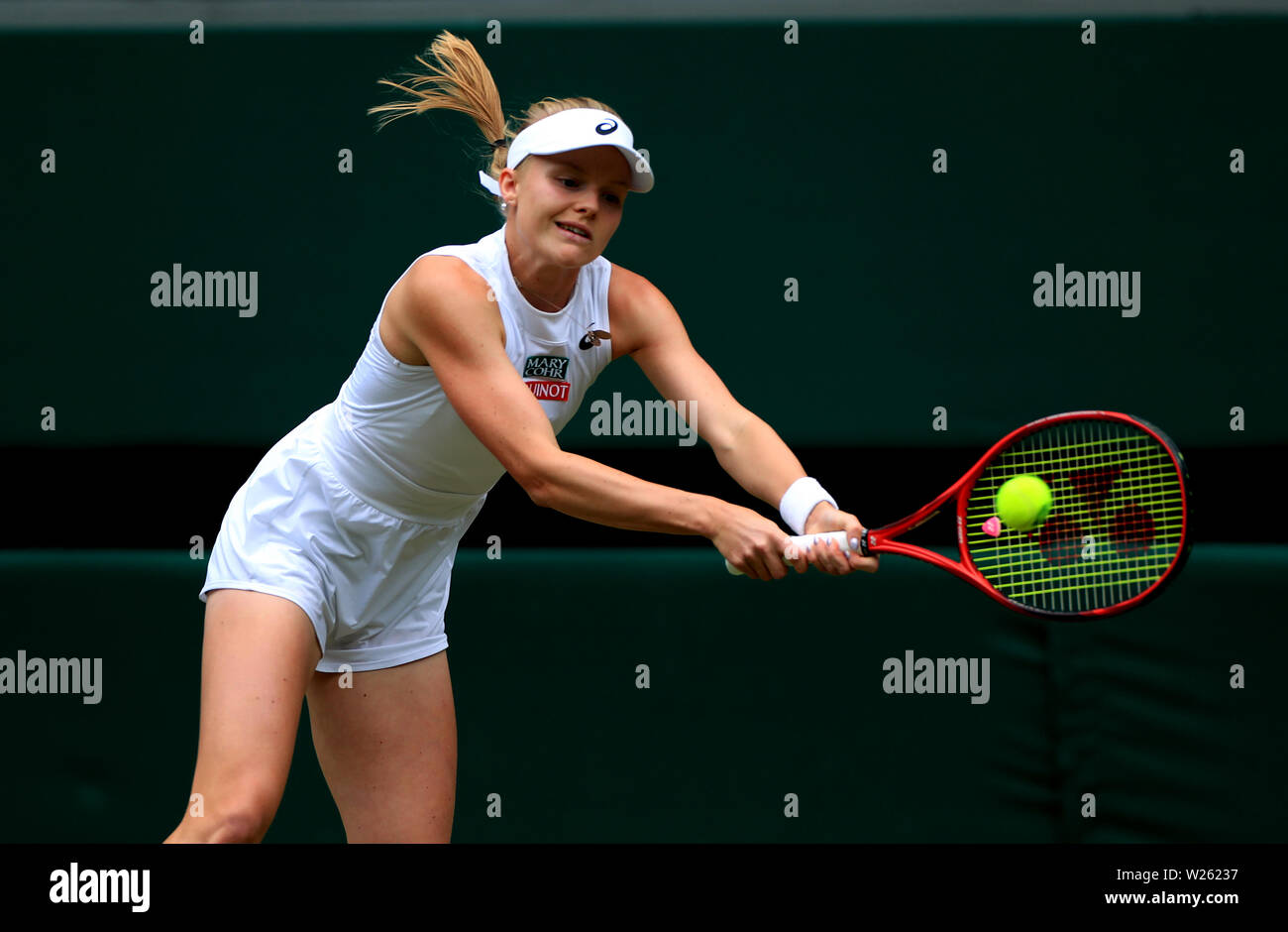 Harriet Dart during her match against Ashleigh Barty on day six of the ...