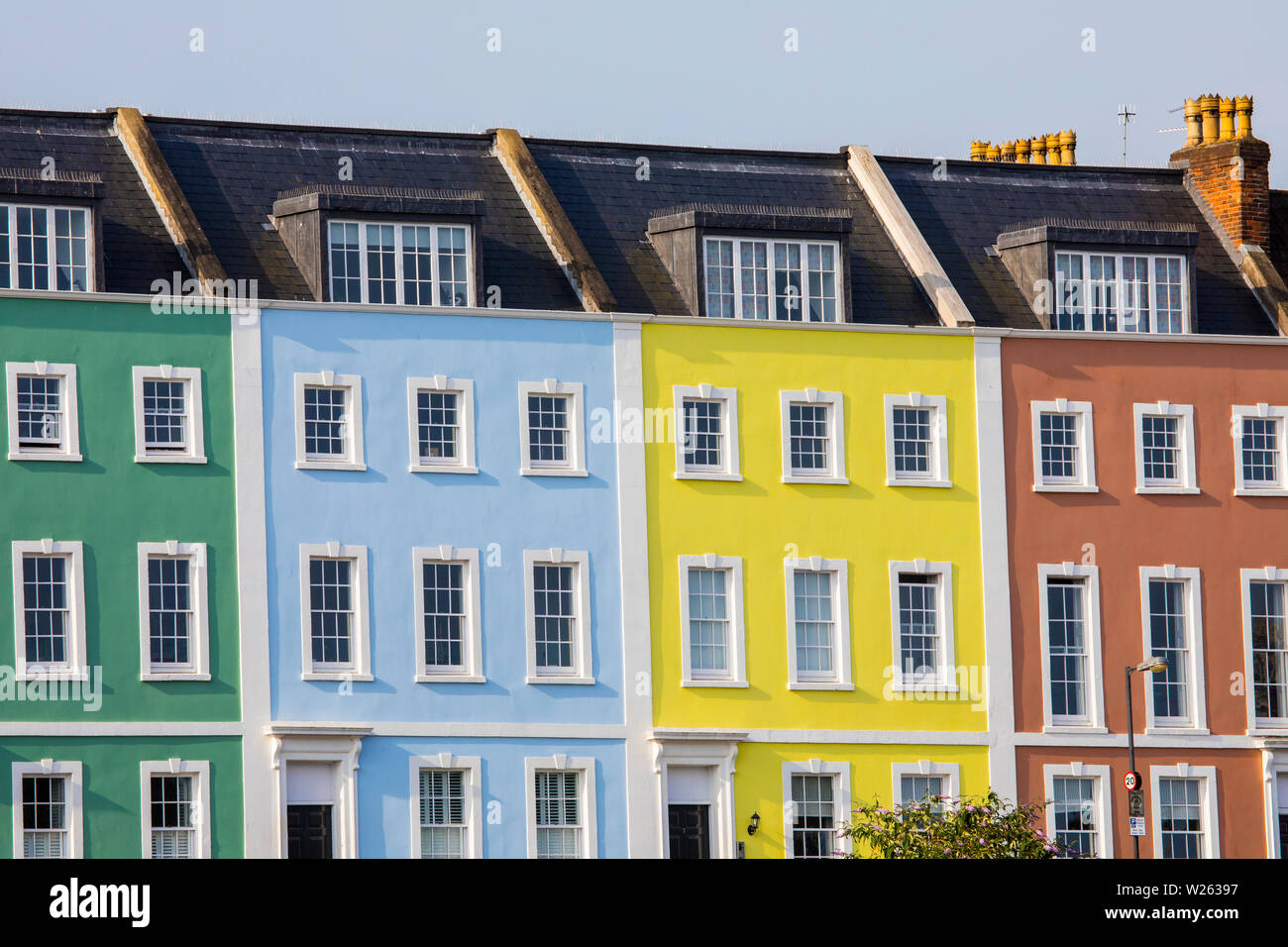 Colourful multicoloured terrace houses hi-res stock photography and ...