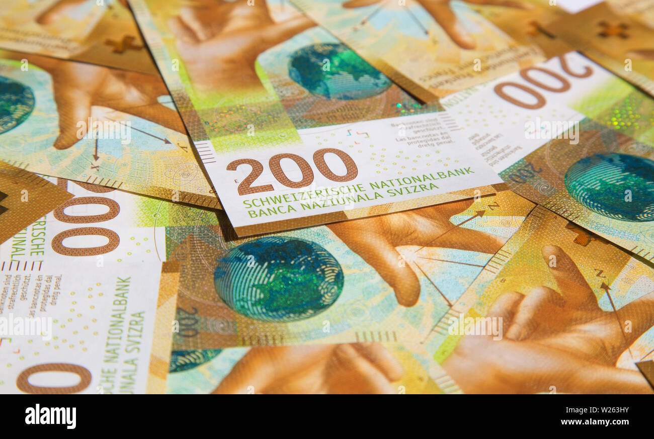 200 swiss franc hi-res stock photography and images - Alamy