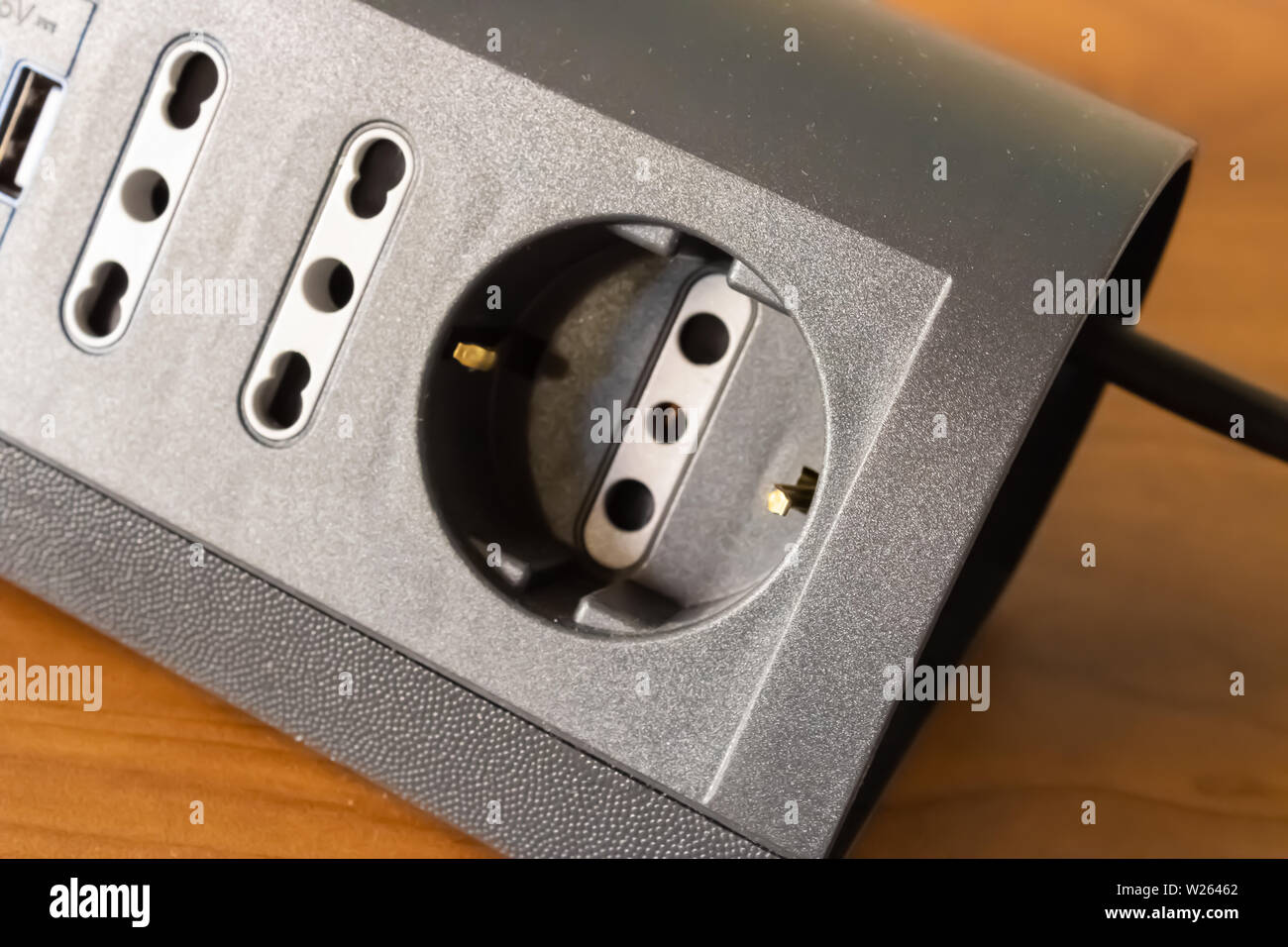 Multi socket hi-res stock photography and images - Alamy