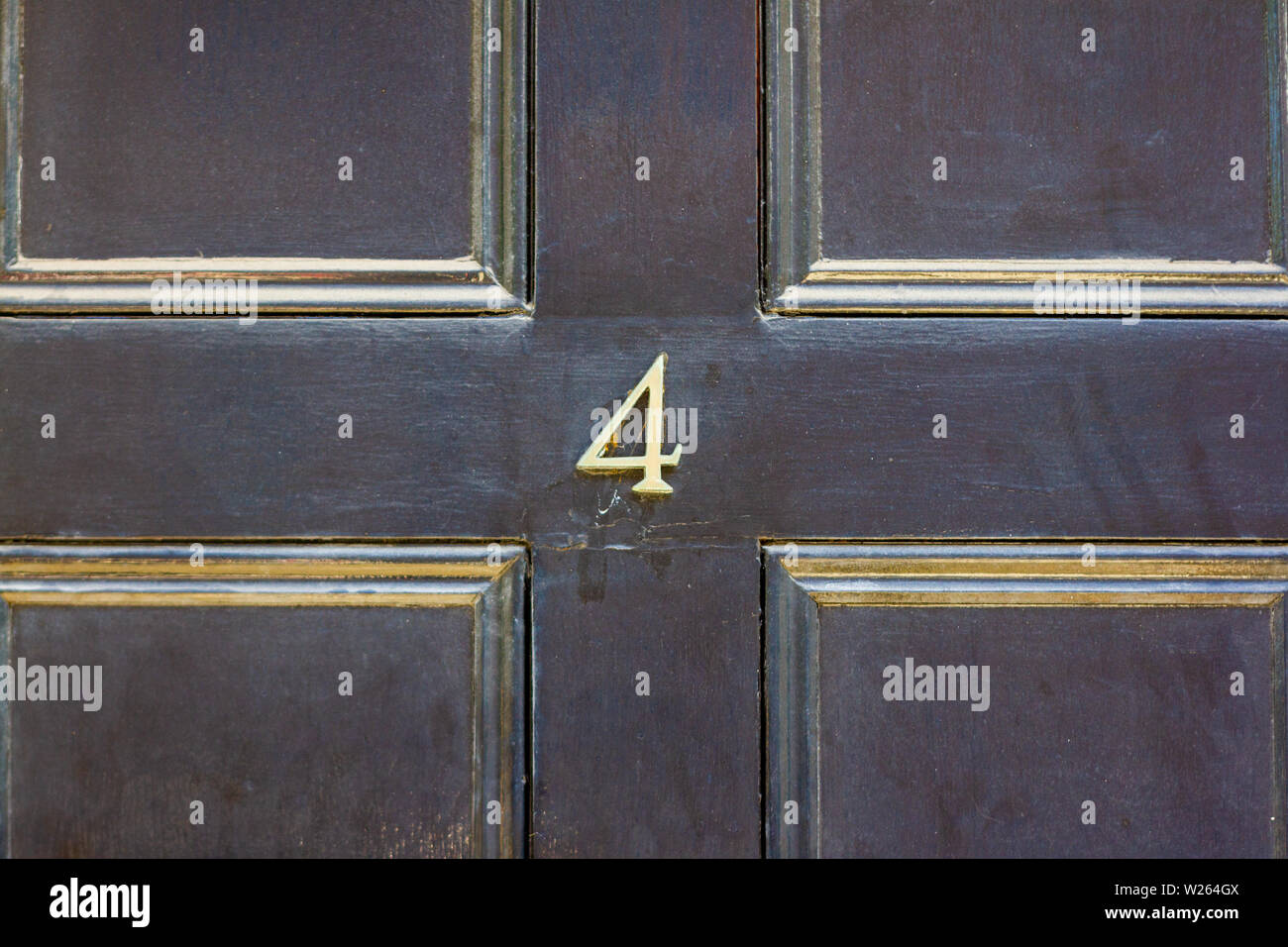 Number 4 door hi-res stock photography and images - Alamy