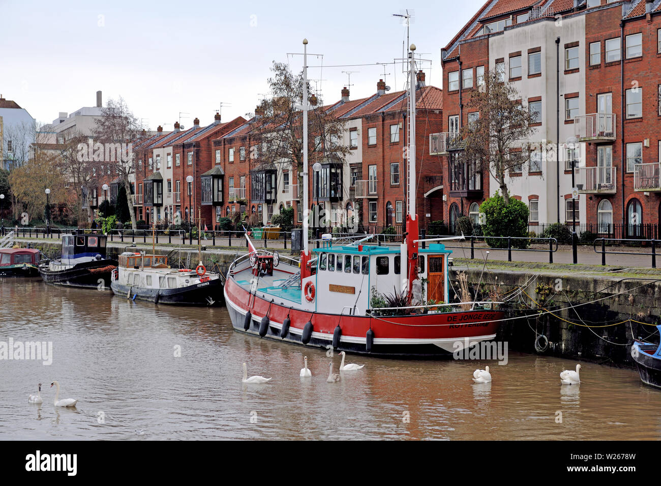 Merchants quay hi-res stock photography and images - Alamy