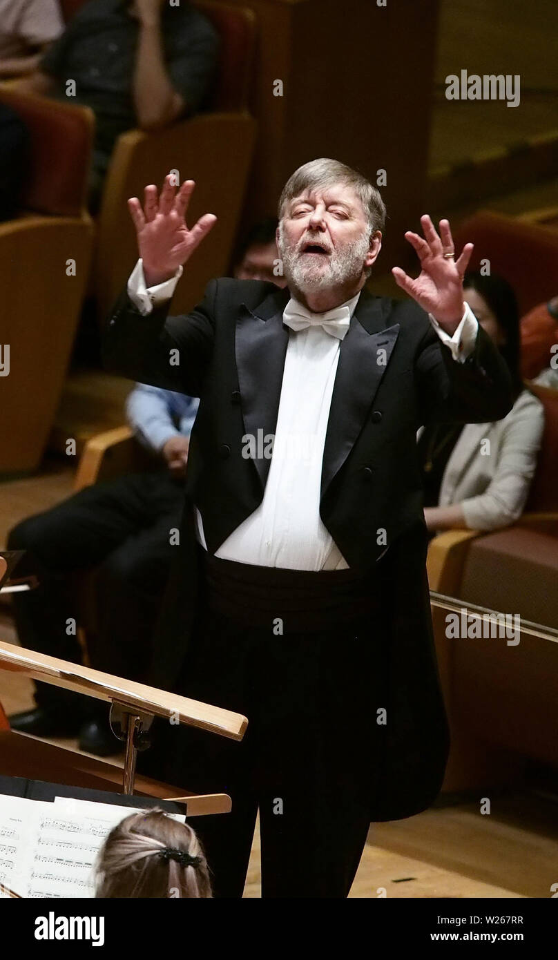Shanghai. 6th July, 2019. Conductor Andrew Davis leads the performance ...
