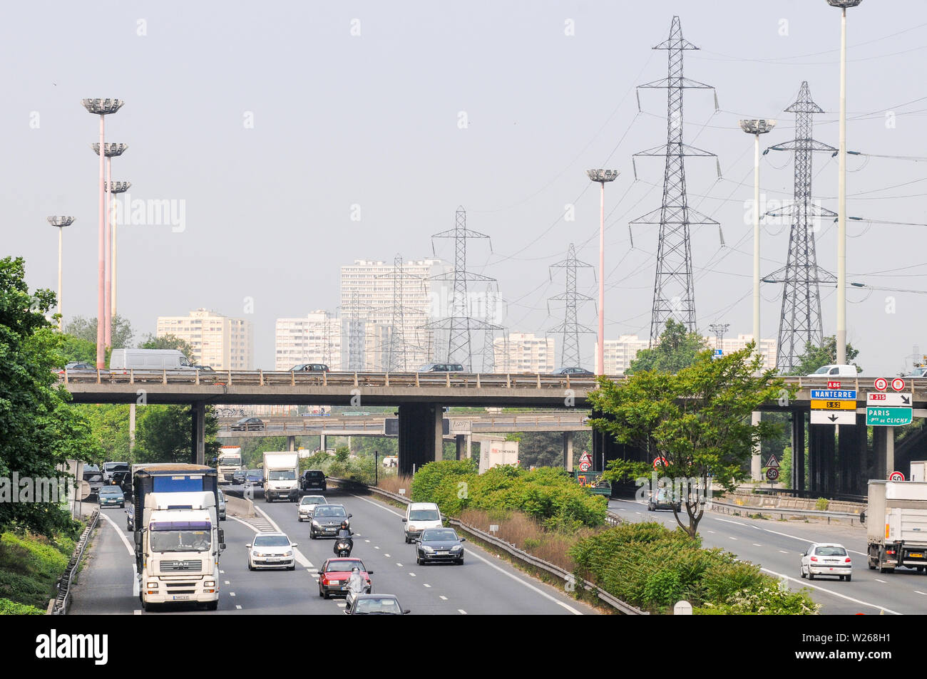 Paris peripherique buildings hi-res stock photography and images - Alamy