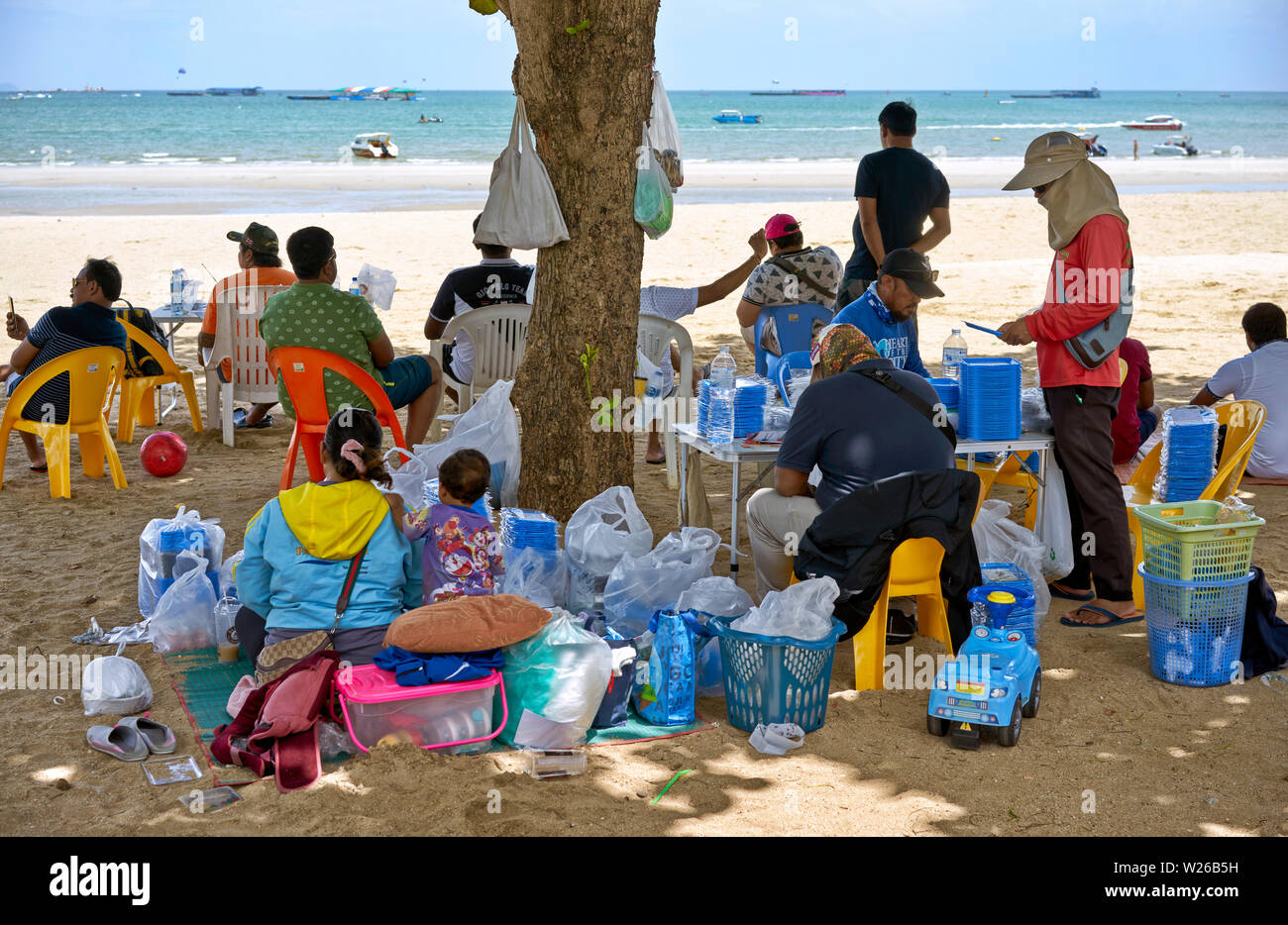 Plastic items array hi-res stock photography and images - Alamy