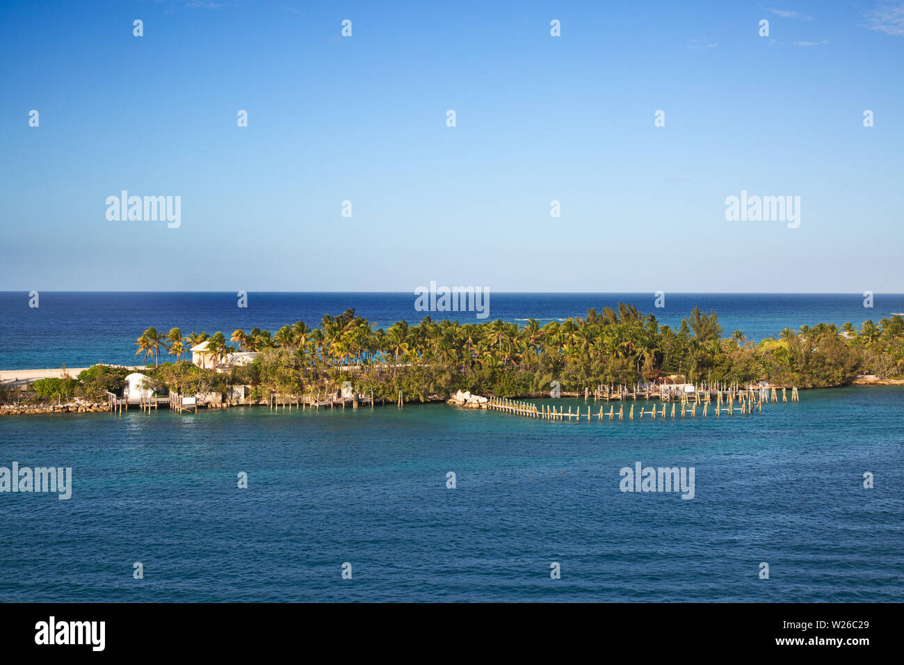 Cabbage beach on Paradise island in Nassau, Bahamas Stock Photo - Alamy