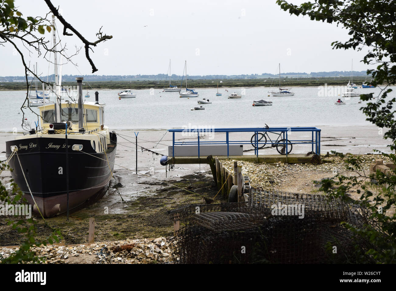 Mersea island boats hi-res stock photography and images - Alamy
