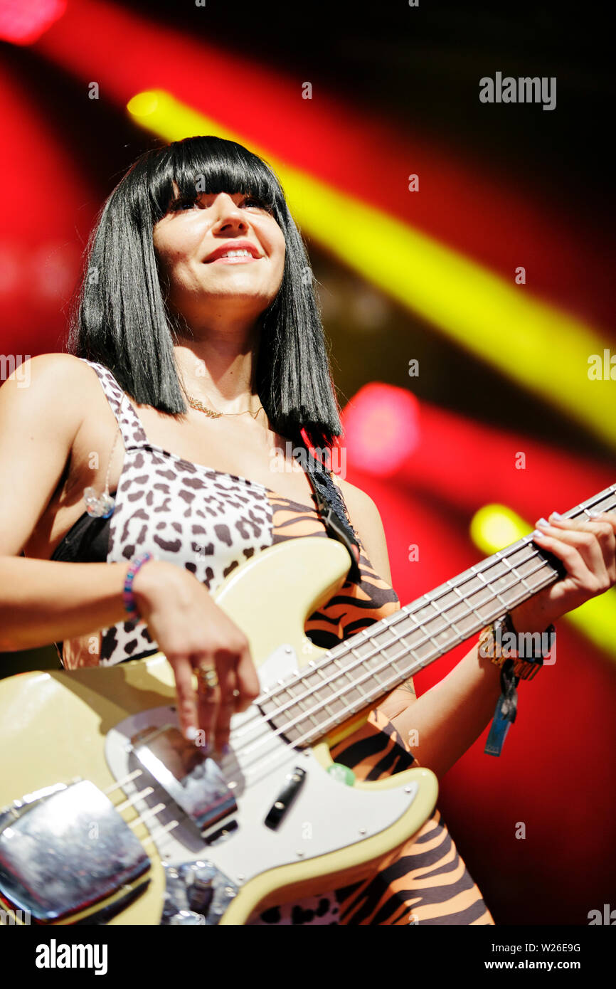 Laura Lee Singer High Resolution Stock Photography and Images - Alamy