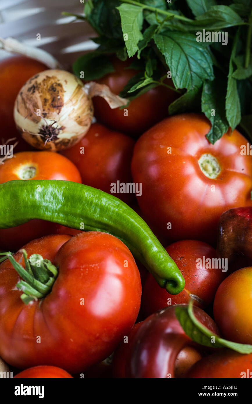 Fresh and natural vegetables Stock Photo - Alamy