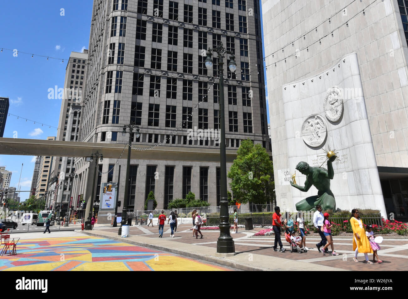 Spirit of detroit statue hi-res stock photography and images - Alamy