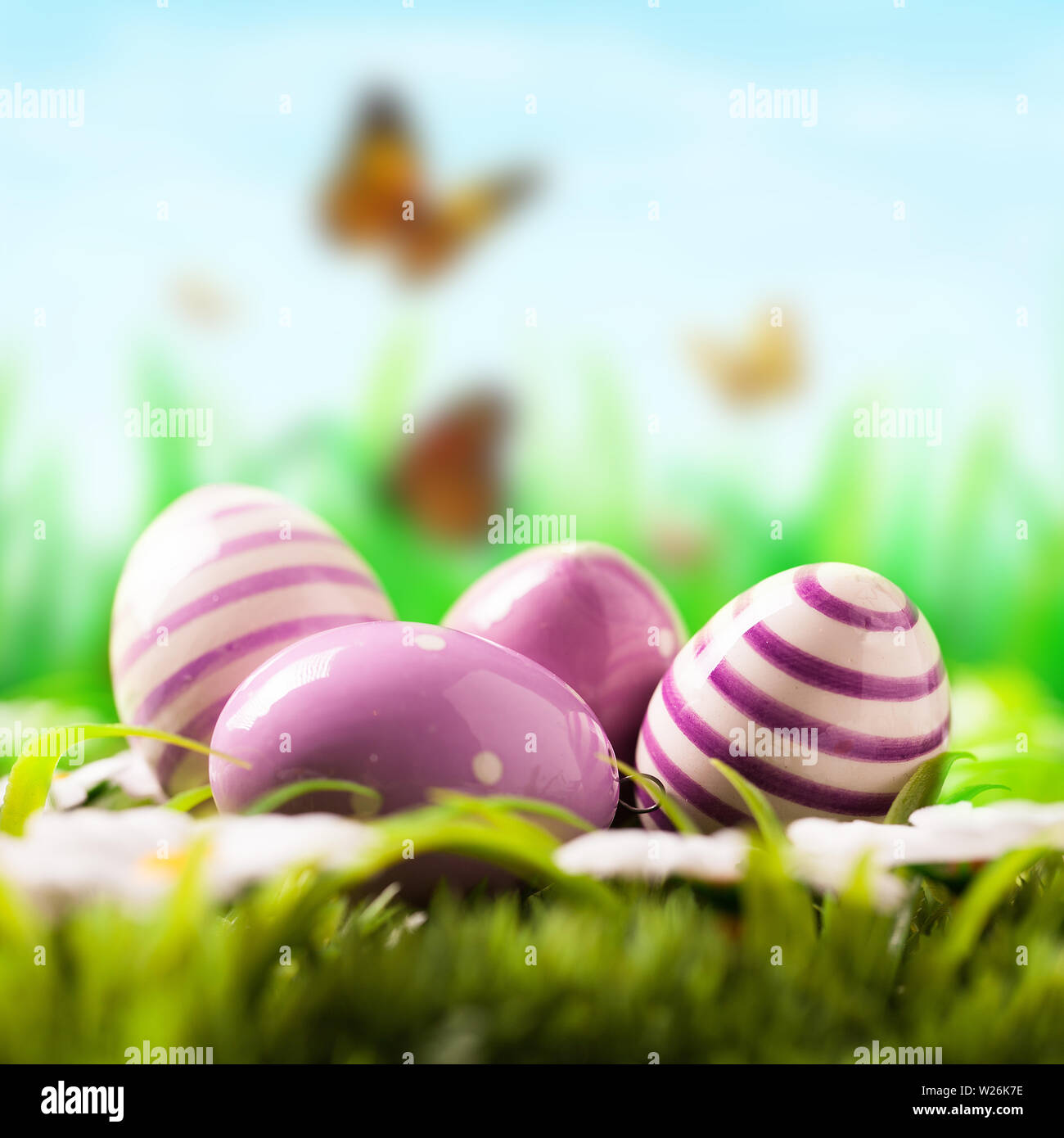 easter eggs in the grass Stock Photo - Alamy