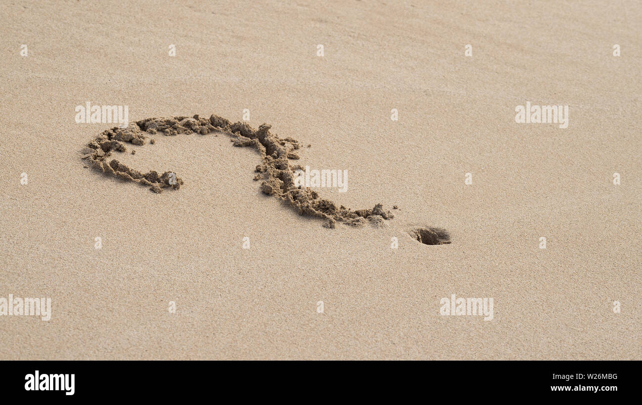 Question mark in sand hi-res stock photography and images - Alamy