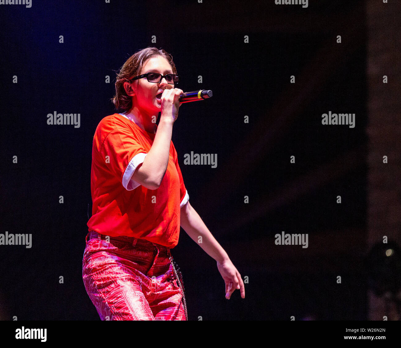 Daya (singer) hi-res stock photography and images - Alamy