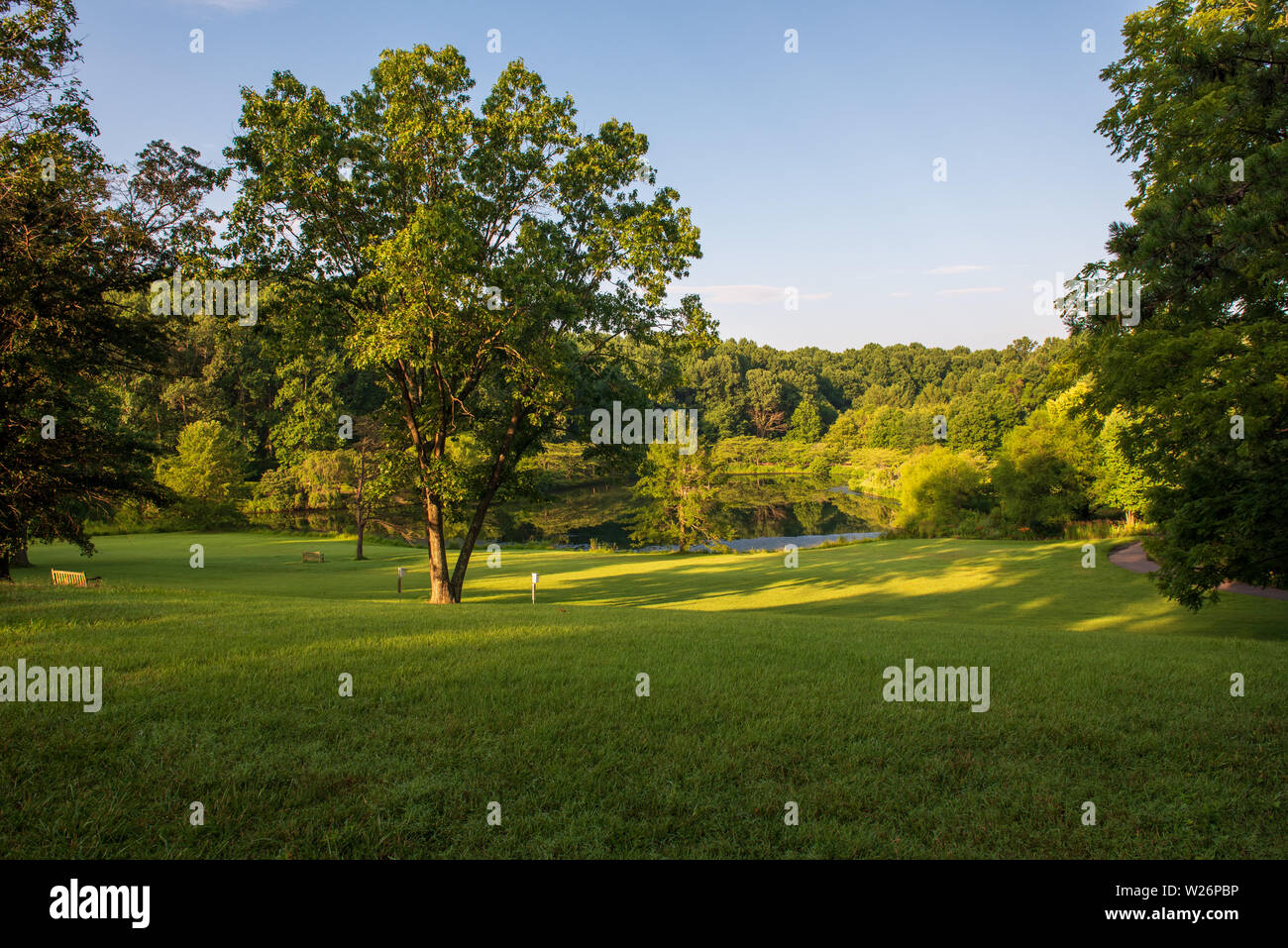 Gently sloping landscape hi-res stock photography and images - Alamy