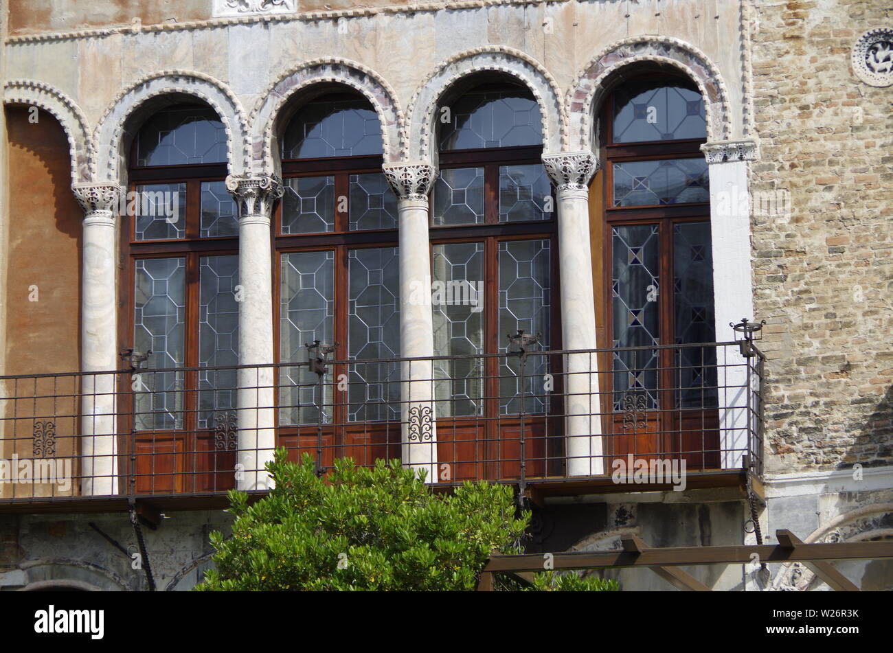 Byzantine window hi-res stock photography and images - Alamy