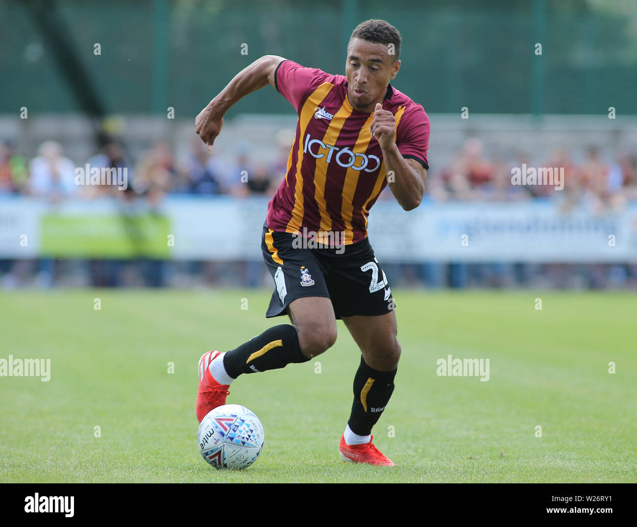 Leeds afc hi-res stock photography and images - Alamy