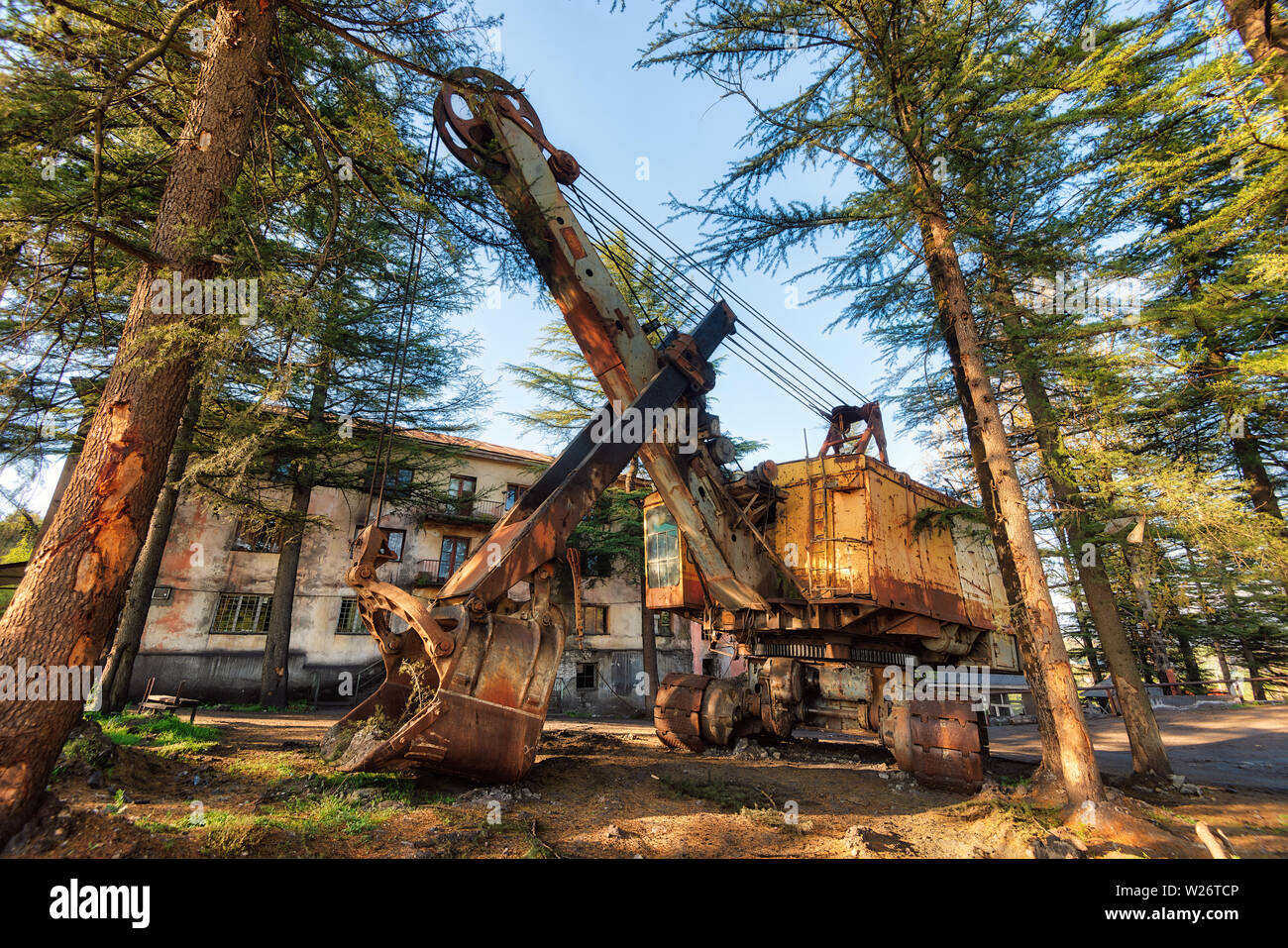 Abandoned cable car station hi-res stock photography and images - Alamy