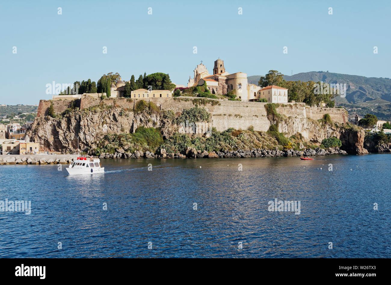 Archipelago of the aeolian islands hi-res stock photography and images ...