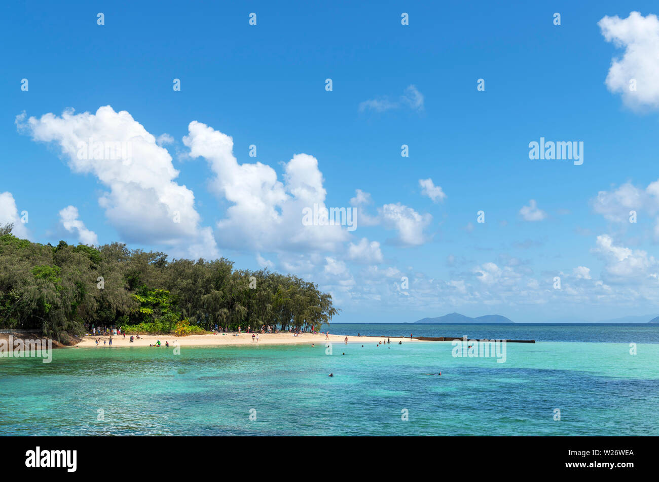 Coral sandy hi-res stock photography and images - Alamy