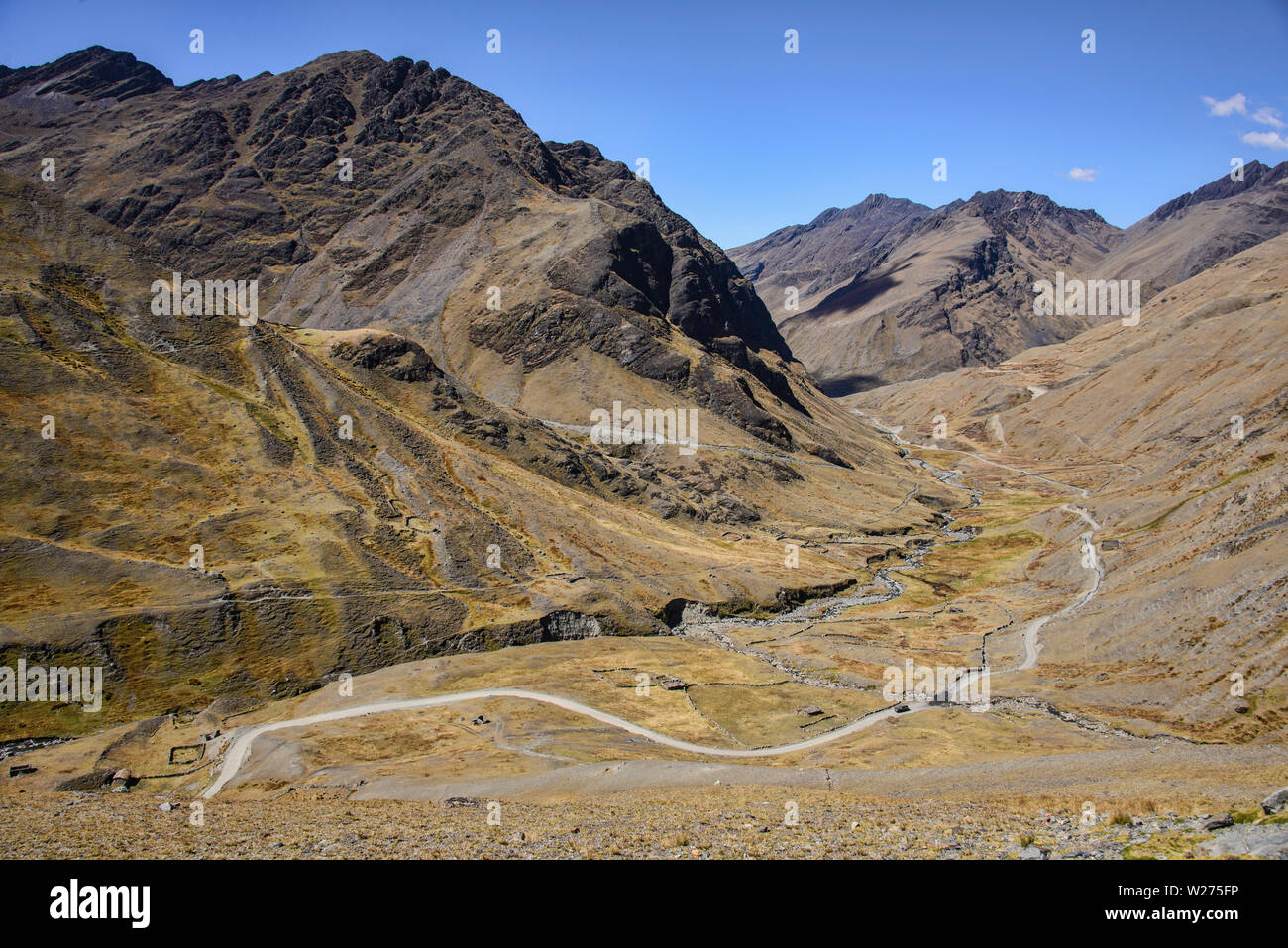 Scenery along the Cordillera Real mountain range, Bolivia Stock Photo ...