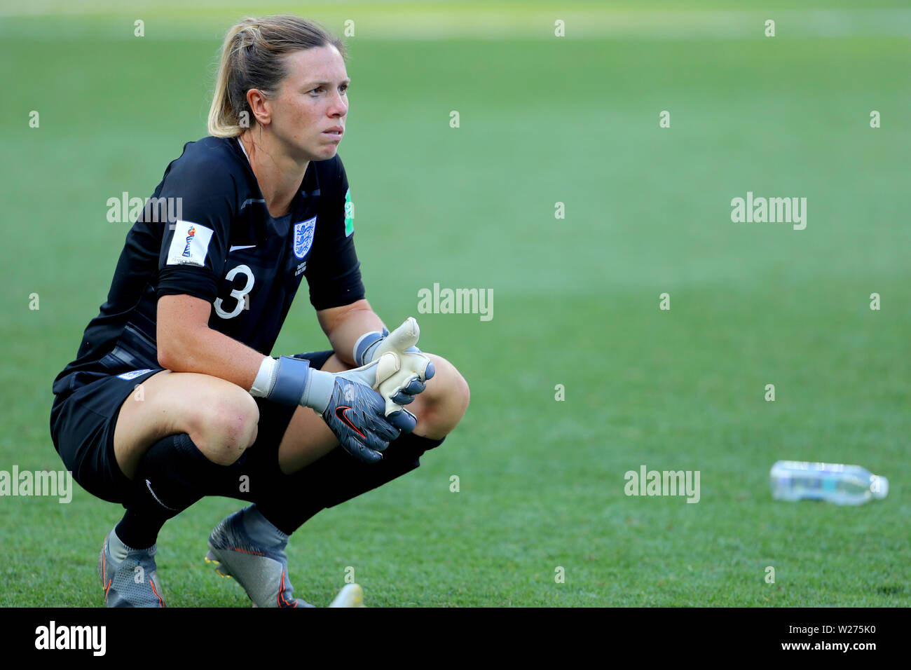 England goalkeeper carly telford hi-res stock photography and images ...